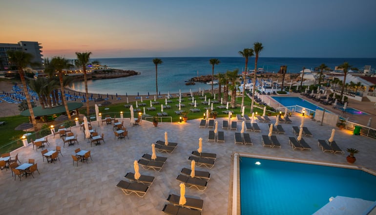 4* Infinity Blu – Designed for adults | Ekdromi.gr