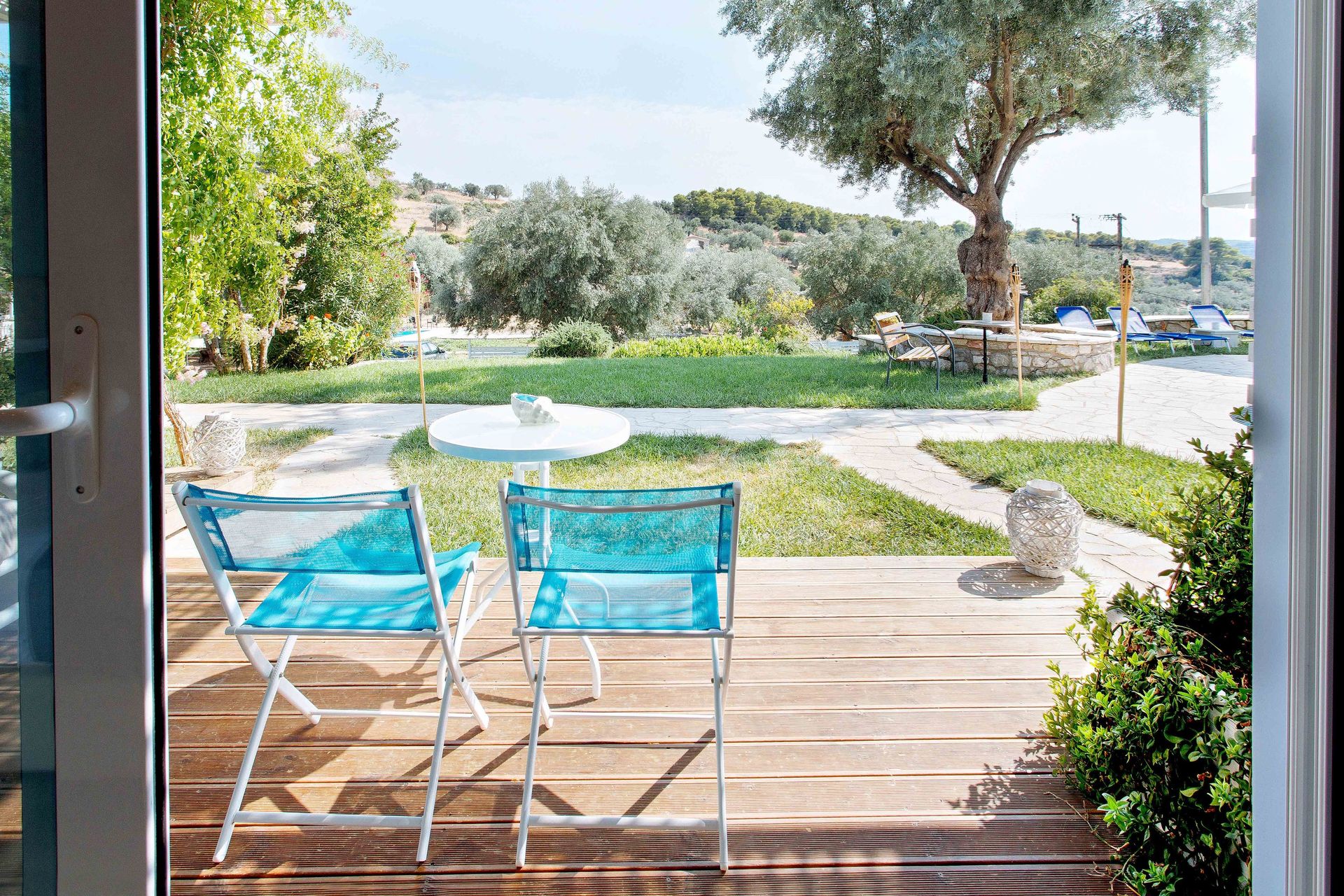 Sunny Place Resort - Δορούφι, Πόρτο Χέλι Διαμονή | Ekdromi.gr