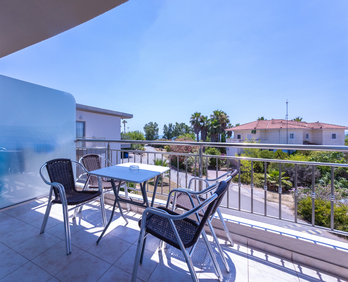 Buka Sandy Beach 4 αστέρων - Μεσσήνη από 76€/νύχτα - Πρωινό / All inclusive