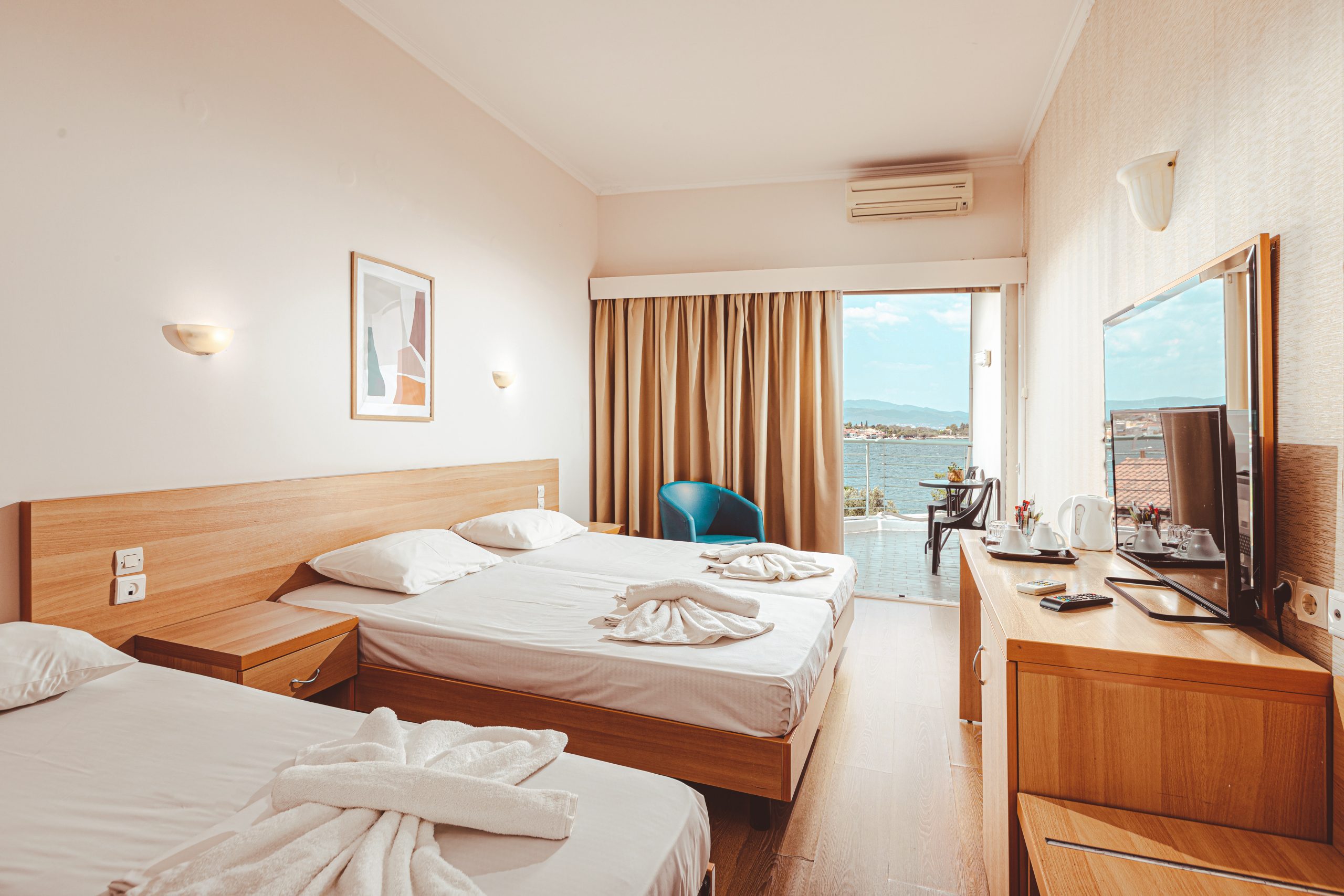 4* Florida Blue Bay - Ψαθόπυργος Διαμονή -30% - Ημιδιατροφή | Ekdromi.gr