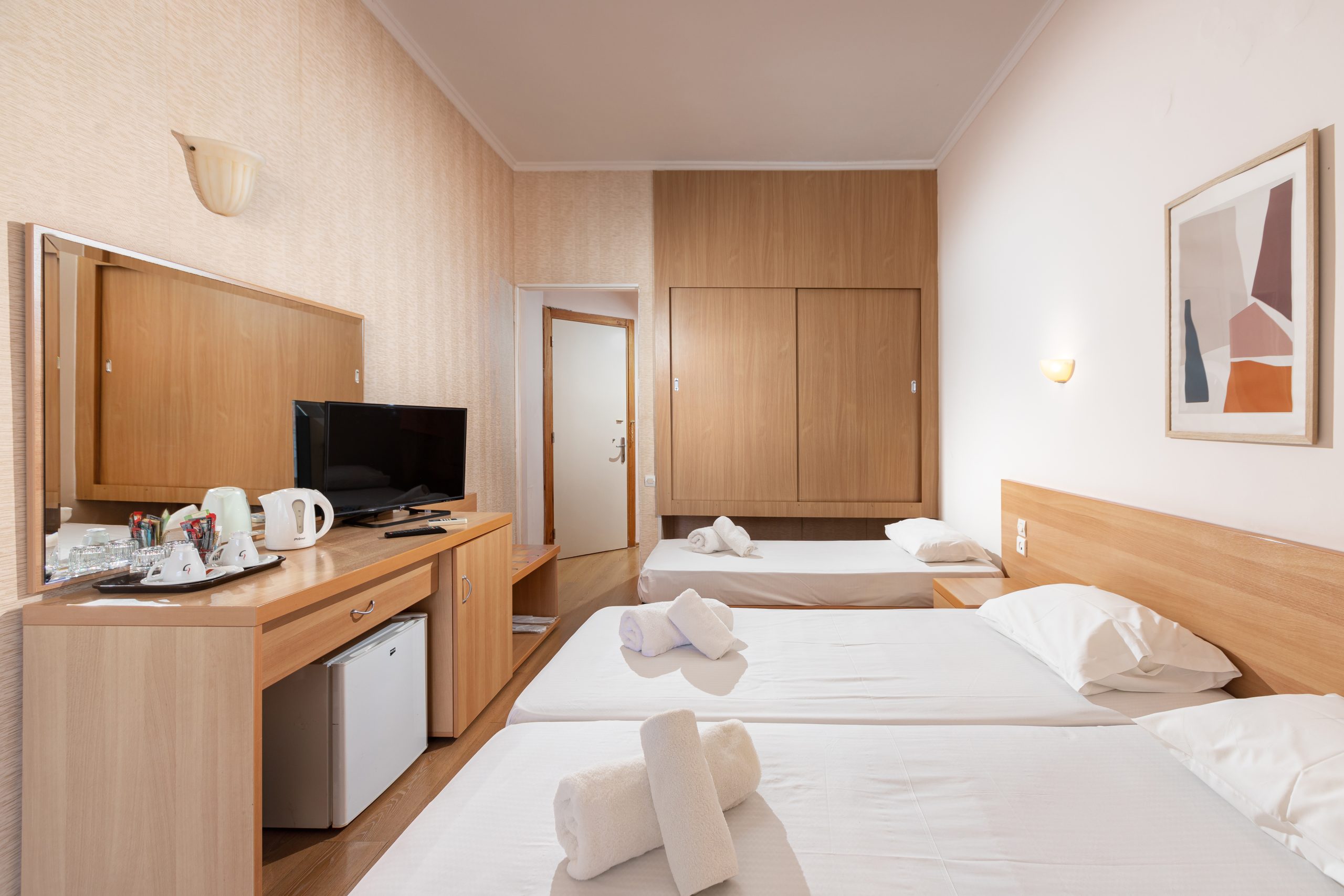 4* Florida Blue Bay - Ψαθόπυργος Διαμονή -30% - Πρωινό | Ekdromi.gr