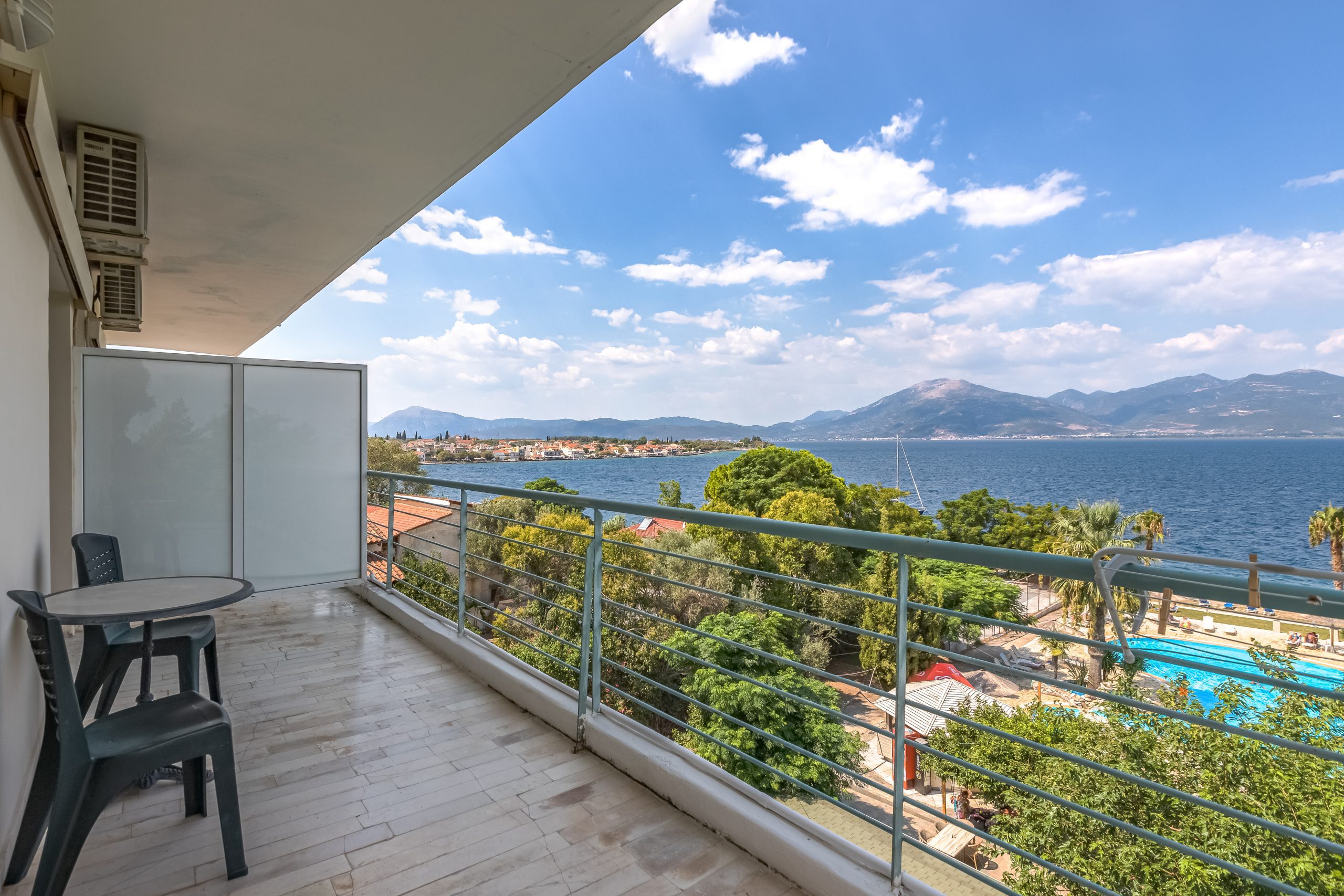 4* Florida Blue Bay - Ψαθόπυργος Διαμονή -30% - Ημιδιατροφή | Ekdromi.gr