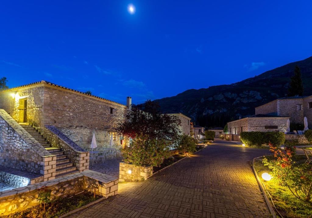 Semantron Traditional Village 4 αστέρων - Ελαιώνας Διακοπτού 4 αστέρων ...