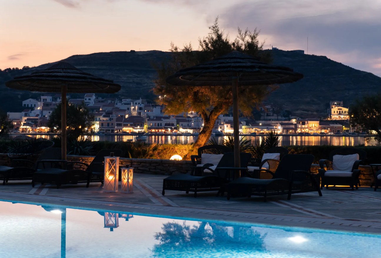 5* Porto Kea Suites - Κέα Διαμονή - Πρωινό | Ekdromi.gr