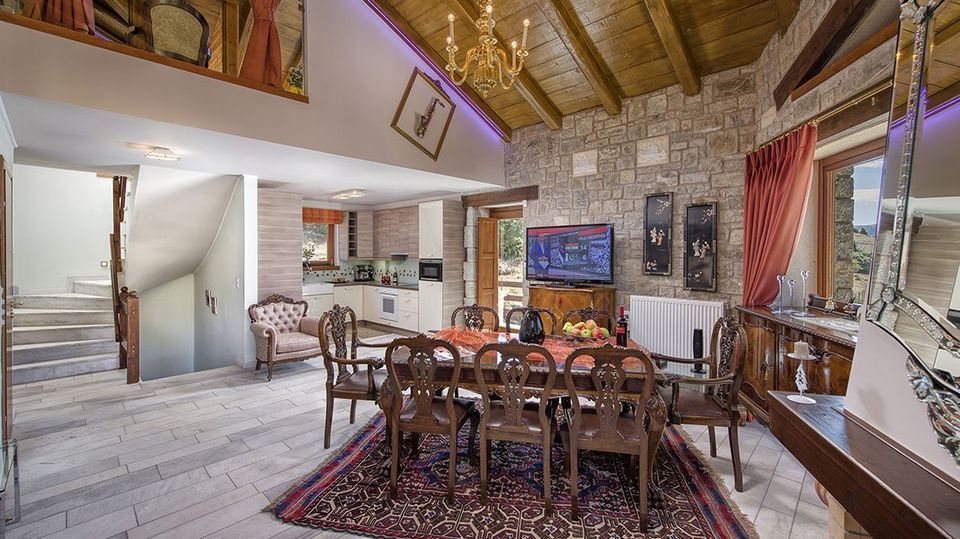 5* ViP Chalet 4 Season - Αράχωβα Διαμονή | Ekdromi.gr