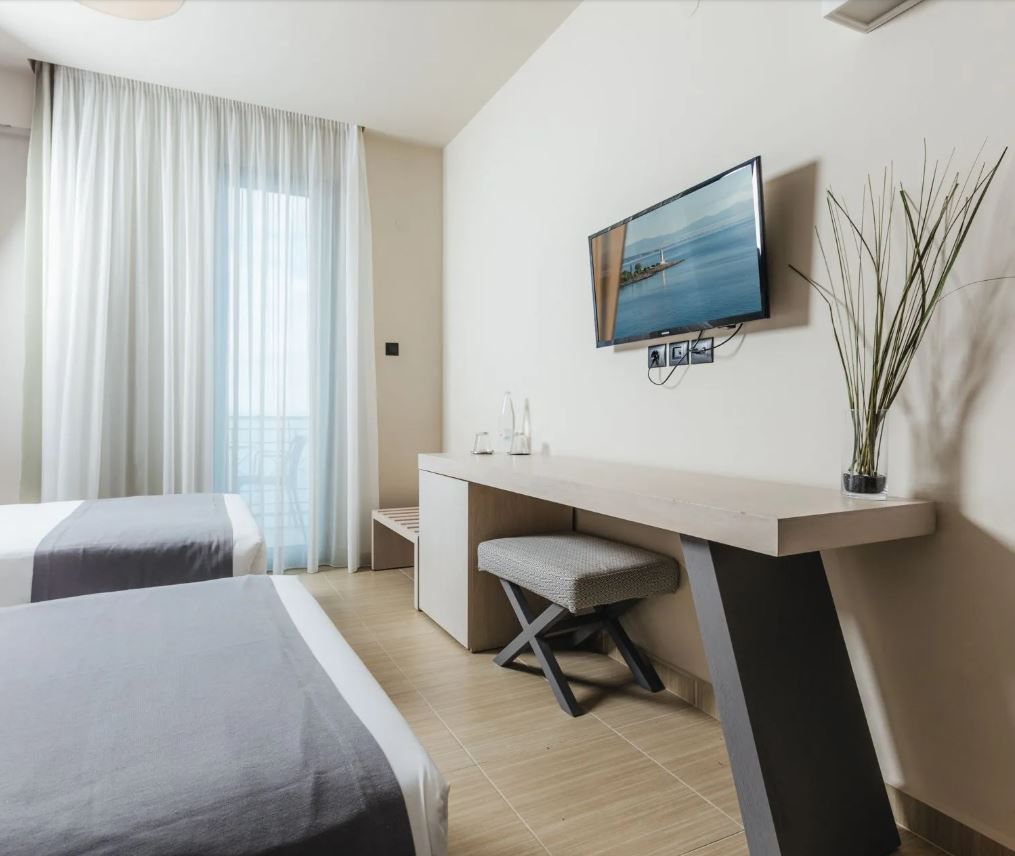 Infinity Hotel - Γύθειο Διαμονή - Πρωινό | Ekdromi.gr