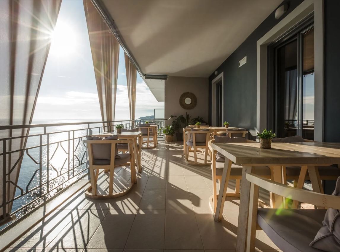 Infinity Hotel - Γύθειο Διαμονή - Πρωινό | Ekdromi.gr