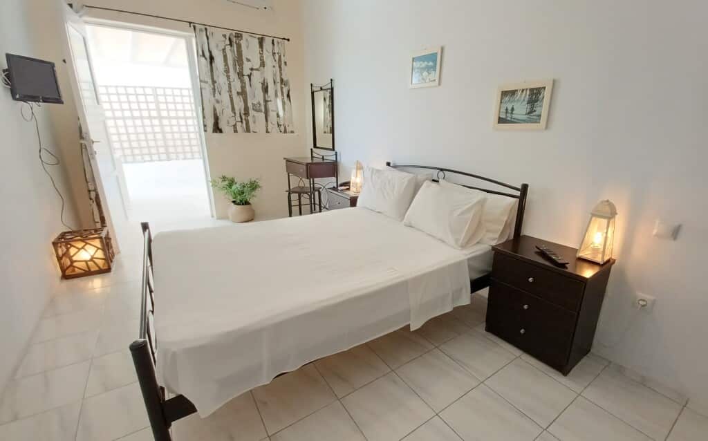 Koukounari Rooms - Αγκίστρι Διαμονή | Ekdromi.gr