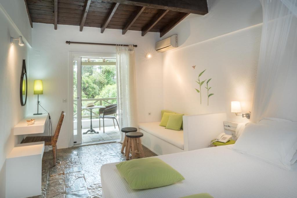 Skiathos Holidays Suites & Villas - Βρομόλιμνος, Σκιάθος Διαμονή ...