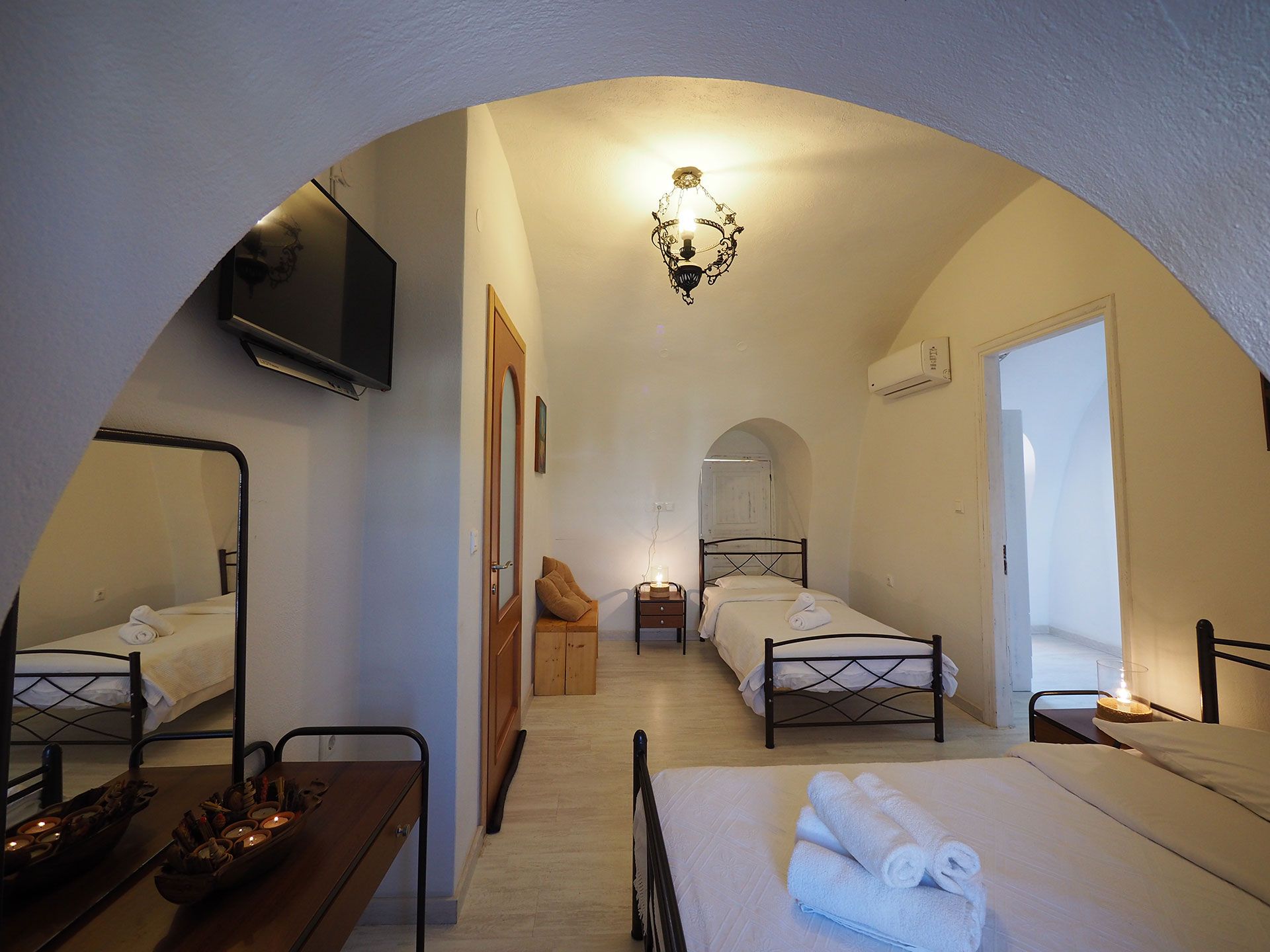 Sofia Areopolis Guesthouse - Αρεόπολη, Μάνη Διαμονή | Ekdromi.gr
