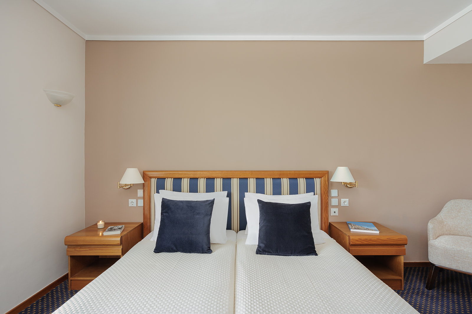 4* Sun Beach Hotel - Αγία Τριάδα Διαμονή - 25% - Πρωινό |Ekdromi.gr